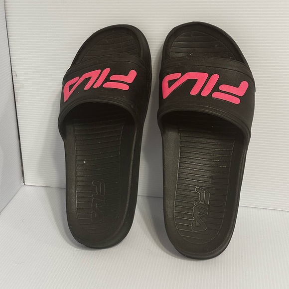 Fila | Shoes | New Black Pink Fila Slide Sandles | Poshmark